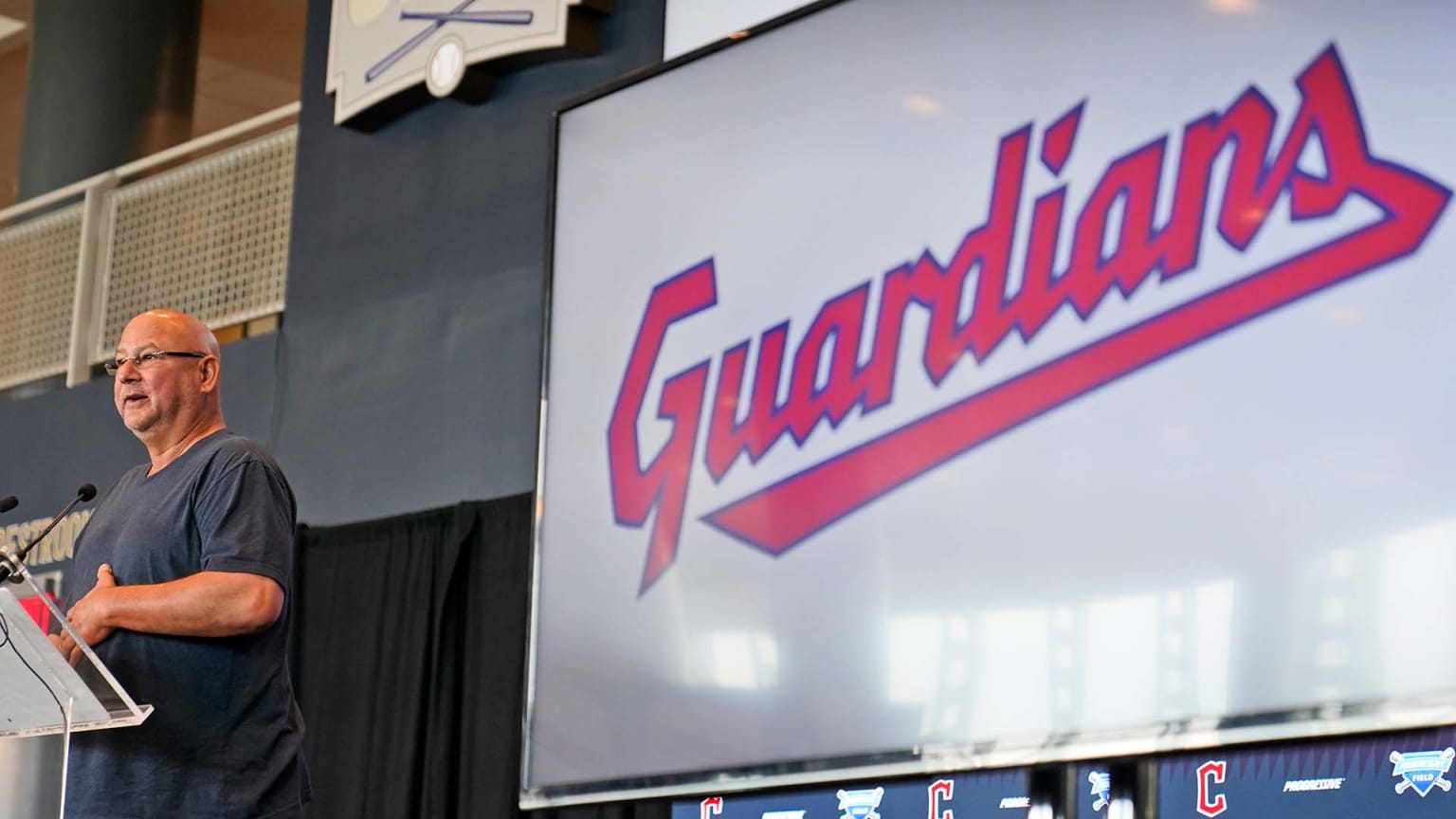 Cleveland settles with Guardians roller derby team
