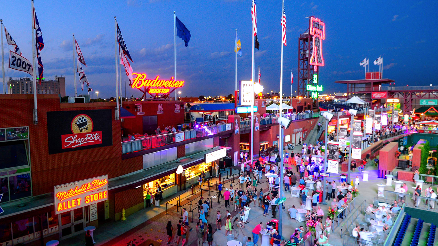 Main Concourse, Plazas & Ashburn Alley | Philadelphia Phillies
