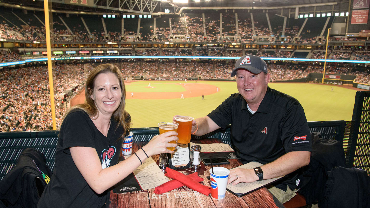 Restaurants & Clubs | Arizona Diamondbacks