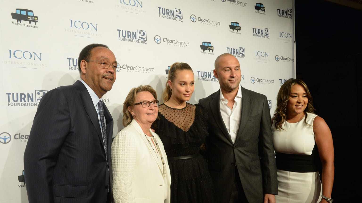 2017 Annual Dinner photos | Derek Jeter's Turn 2 Foundation | MLB.com