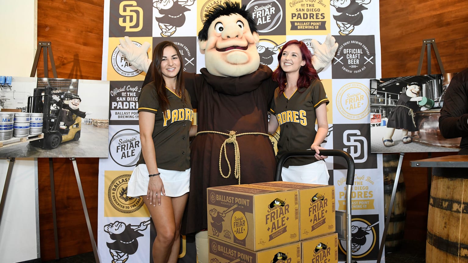 Padres Fan Central | San Diego Padres