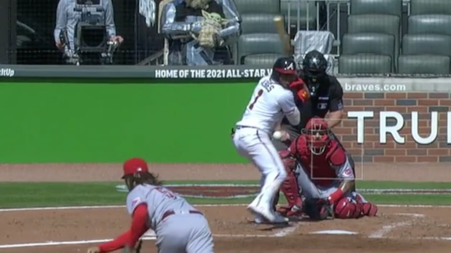 Braves' Blooper is 2020's breakout mascot superstar