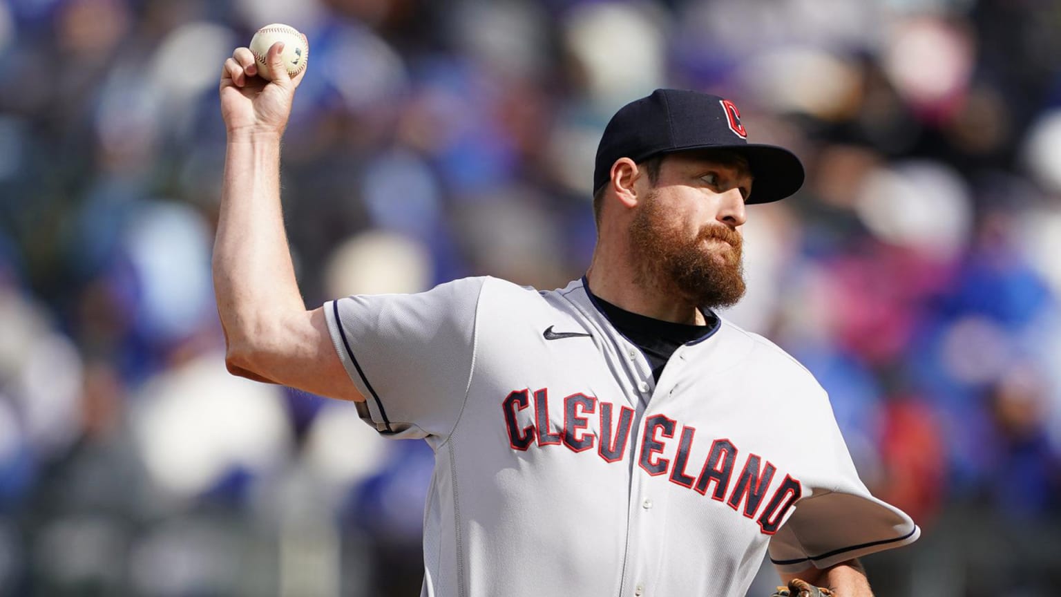 Bryan Shaw hits 10 MLB seasons