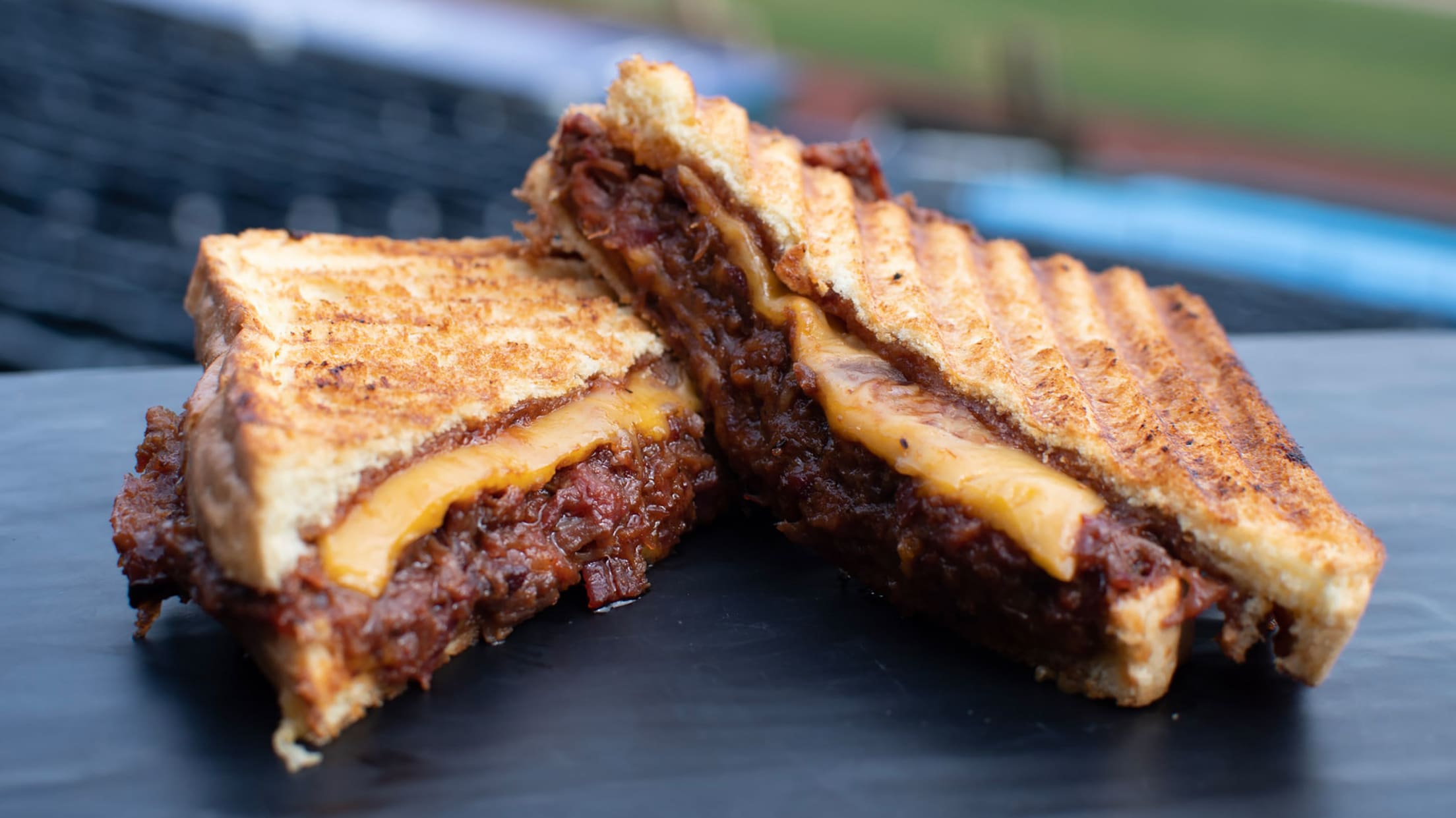 Kauffman Stadium Dining Guide | Kansas City Royals