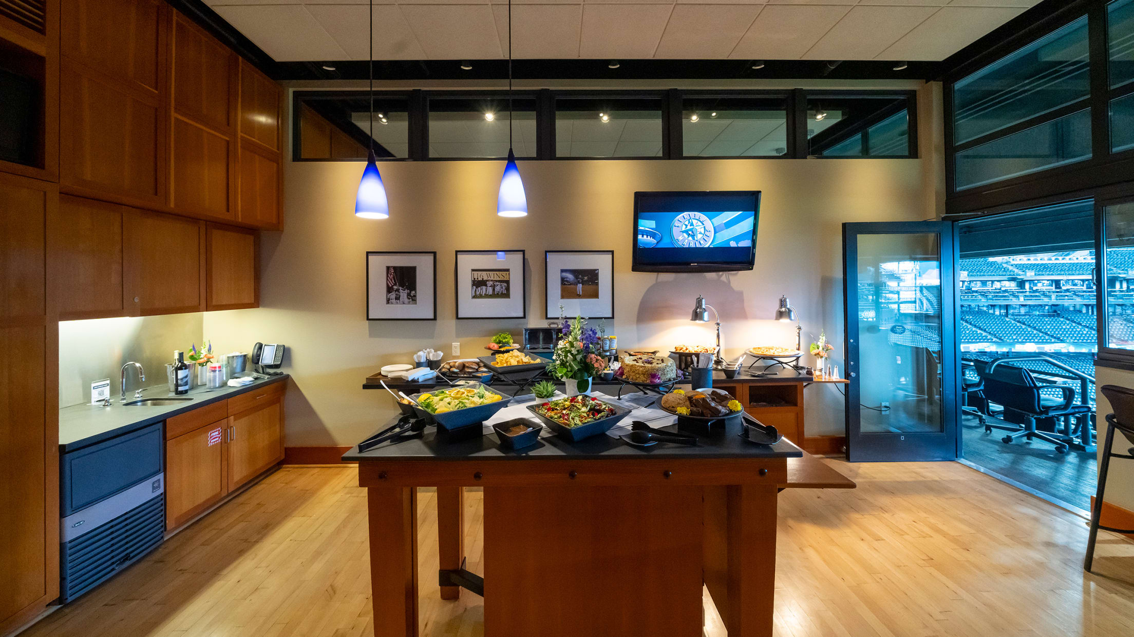 Hospitality Areas | Seattle Mariners