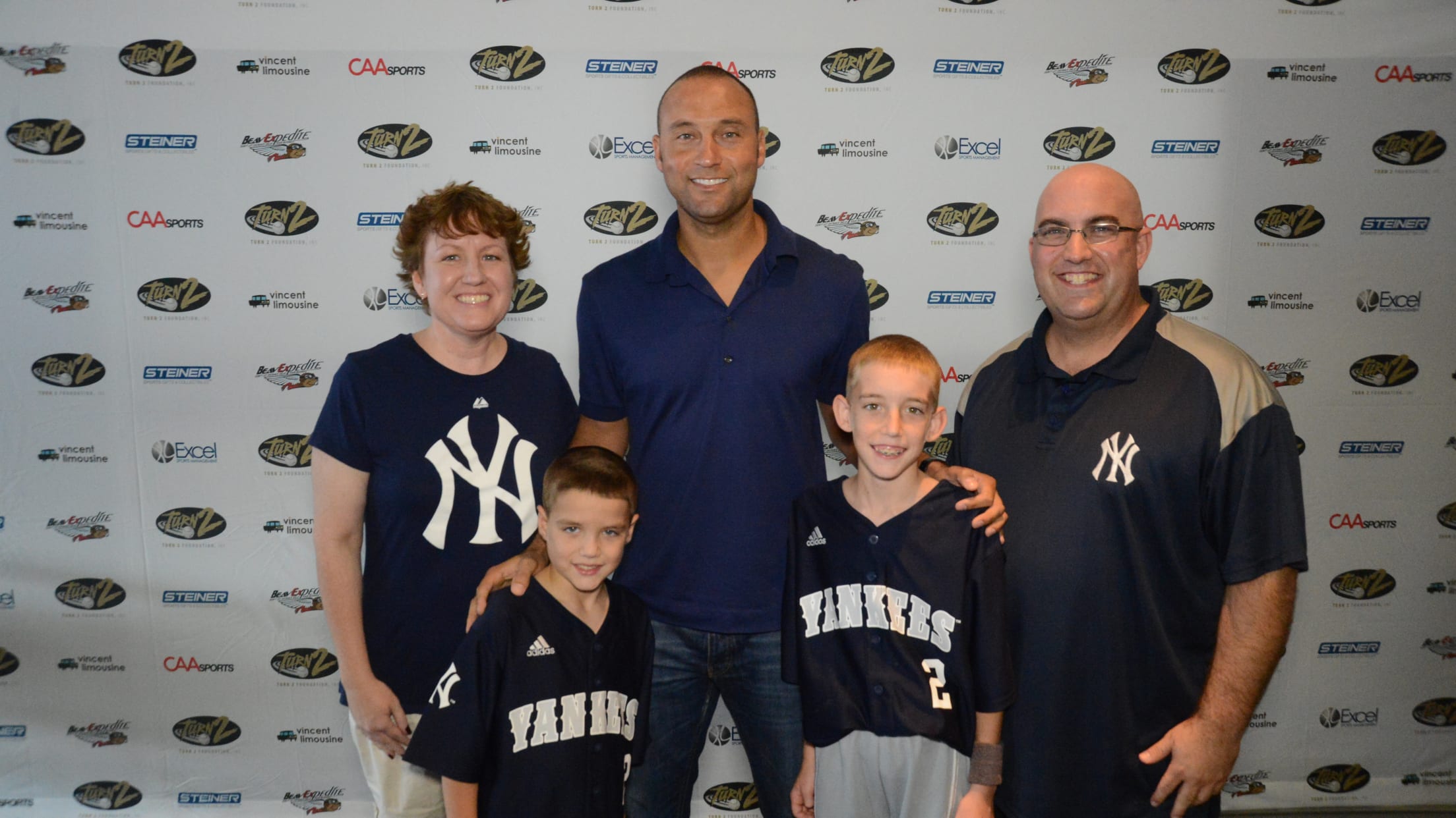 2013 Annual Dinner photos | Derek Jeter's Turn 2 Foundation | MLB.com