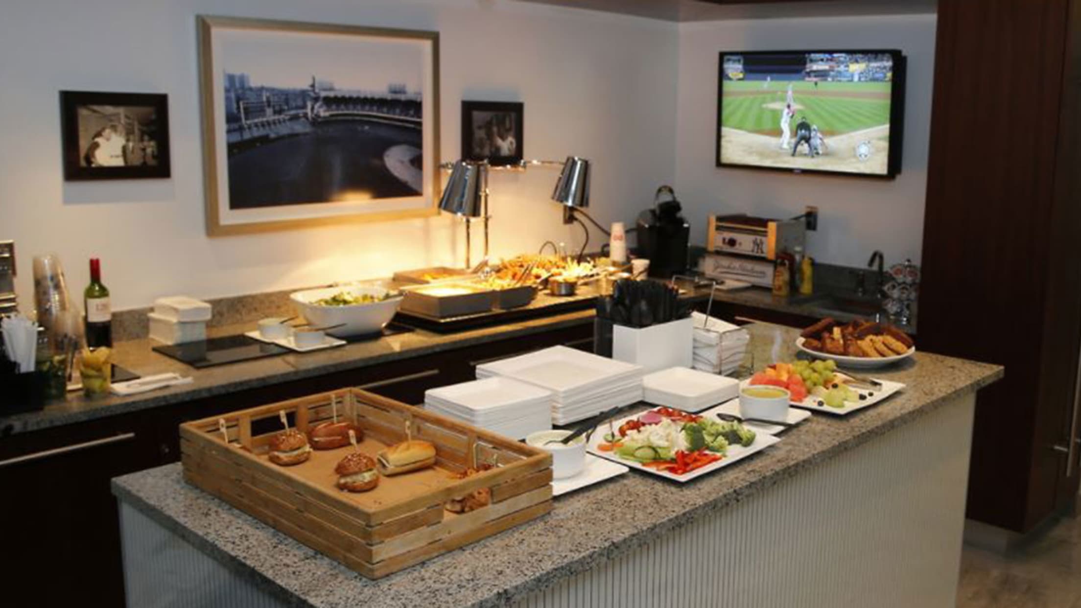 Suite Packs & Leases | New York Yankees