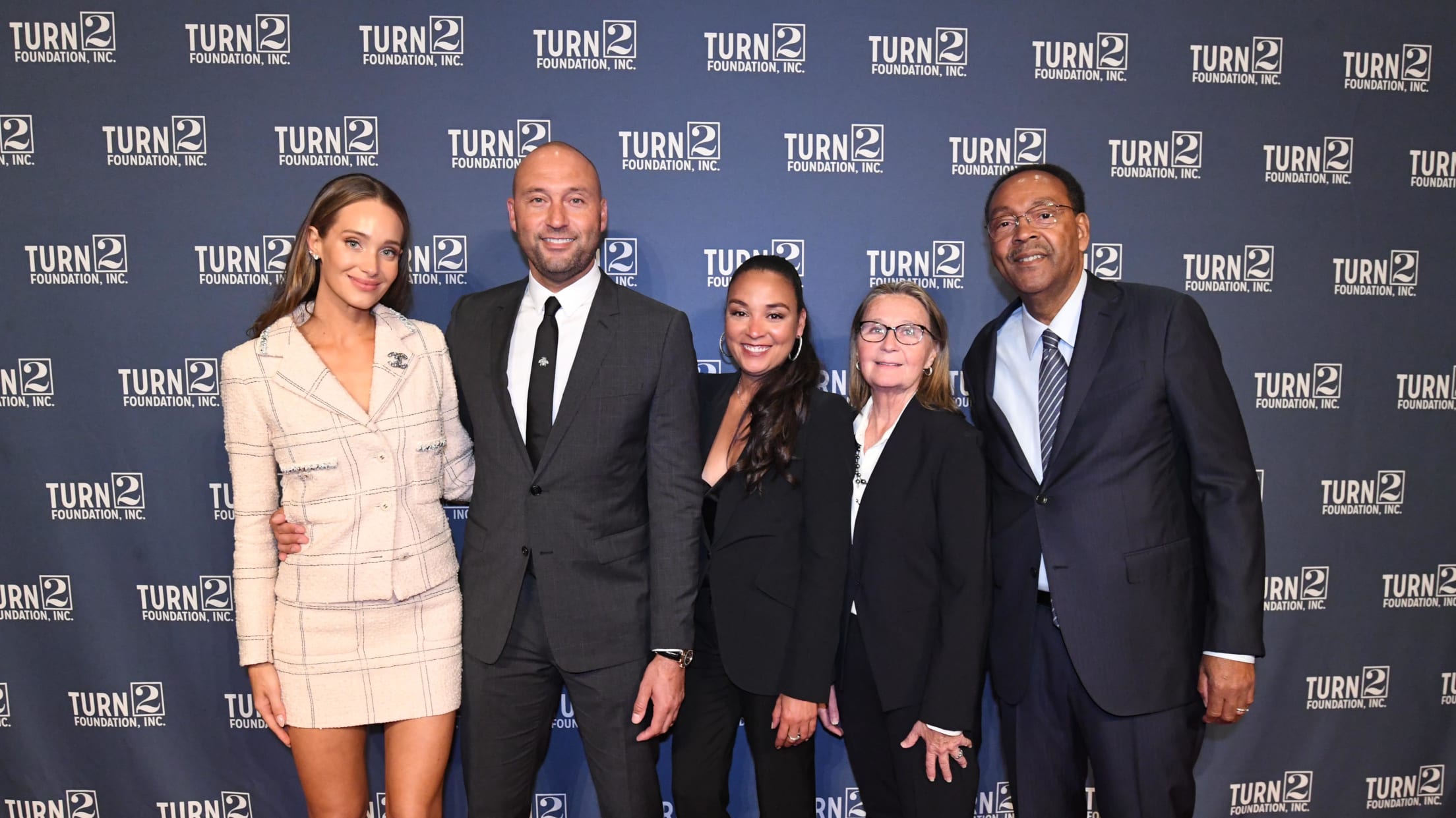 2021 Annual Dinner photos | Derek Jeter's Turn 2 Foundation | MLB.com