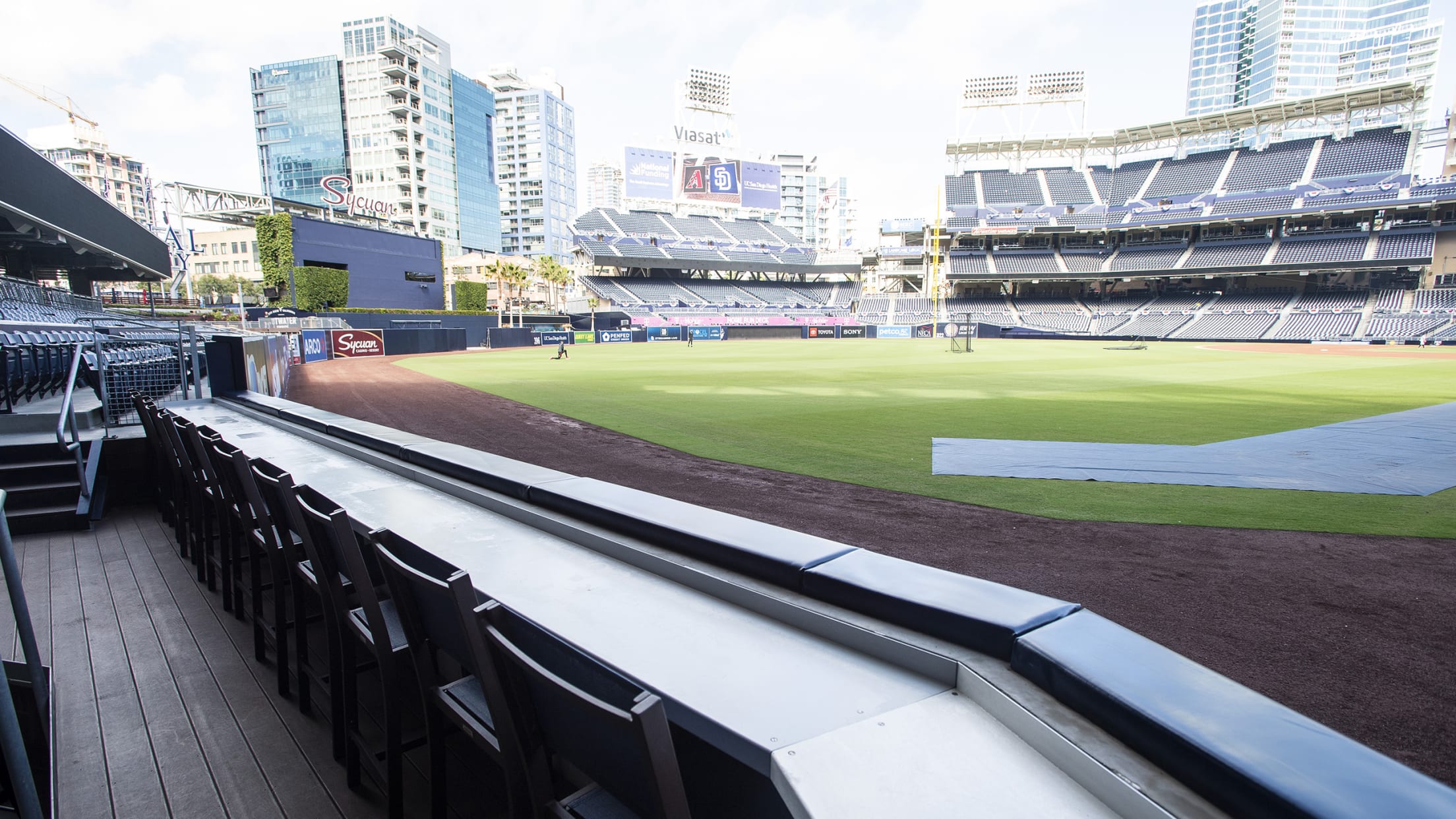 Suites | San Diego Padres