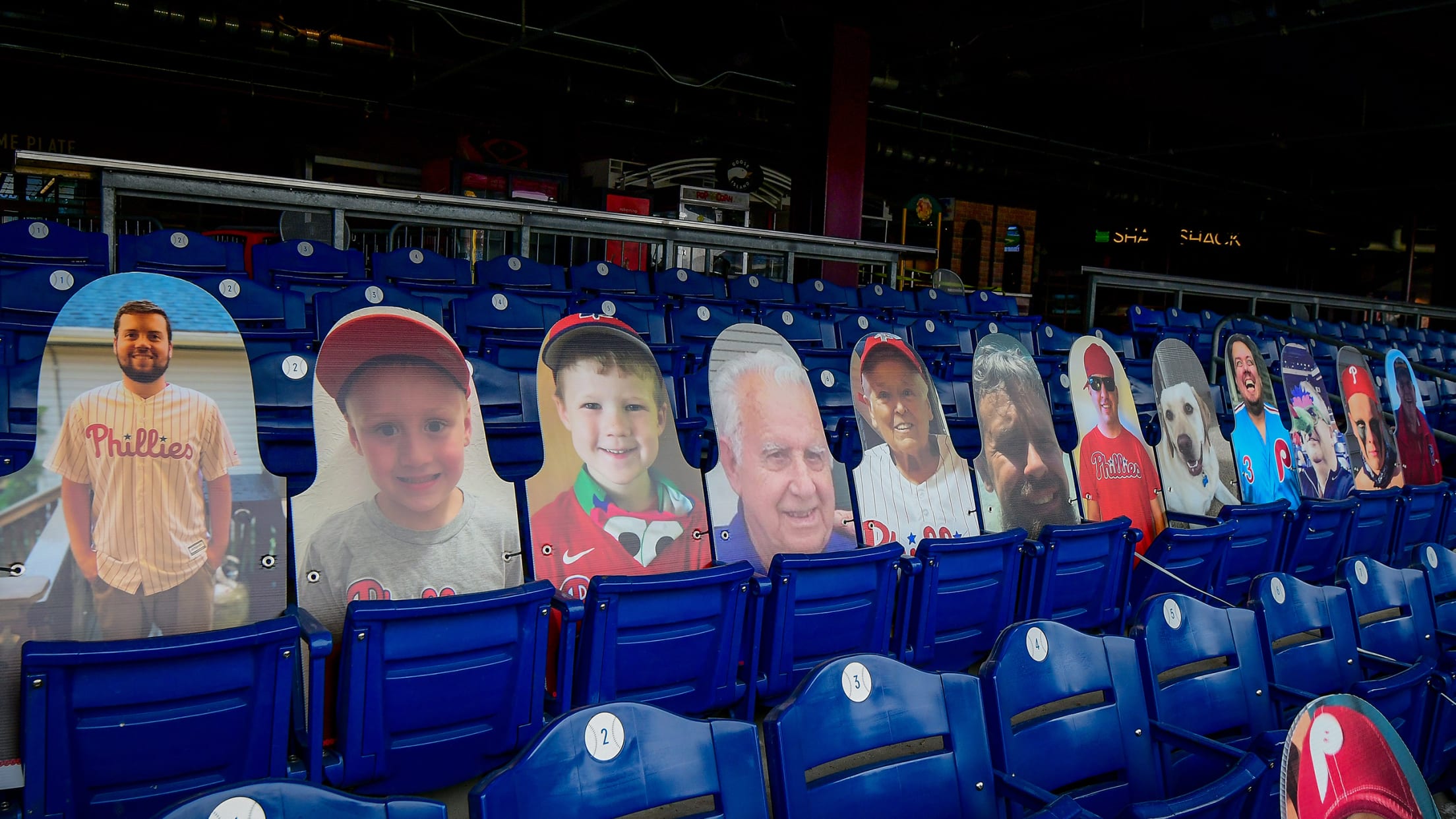 Phillies Game Face Fan Photo Cutouts | Philadelphia Phillies