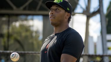 Former Minor League pitcher Solomon Bates comes out as gay