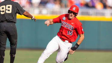 Top Draft prospect Jacob Berry on switch-hitting, LSU move