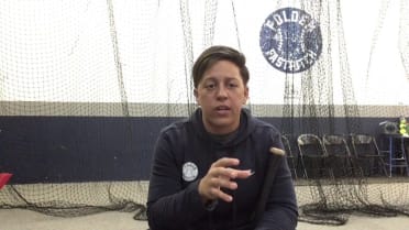 Rachel Folden returns to baseball roots with Cubs