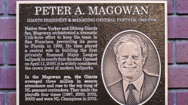 Peter Magowan inducted into Giants Wall of Fame