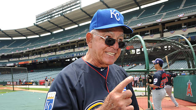 Cookie Rojas | Hall of Fame | Kansas City Royals | Kansas City Royals