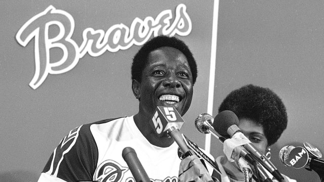 Hank Aaron hits 715th home run, passes Babe Ruth
