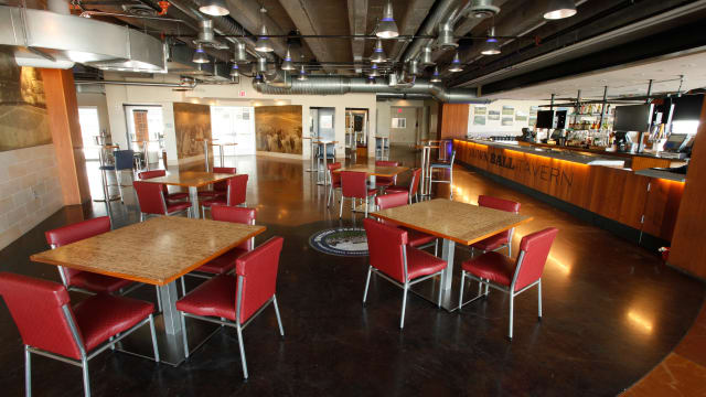 Target Field Bars & Restaurants | Minnesota Twins