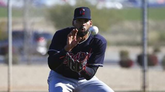 Jean Carlos Mejía promoted to Indians