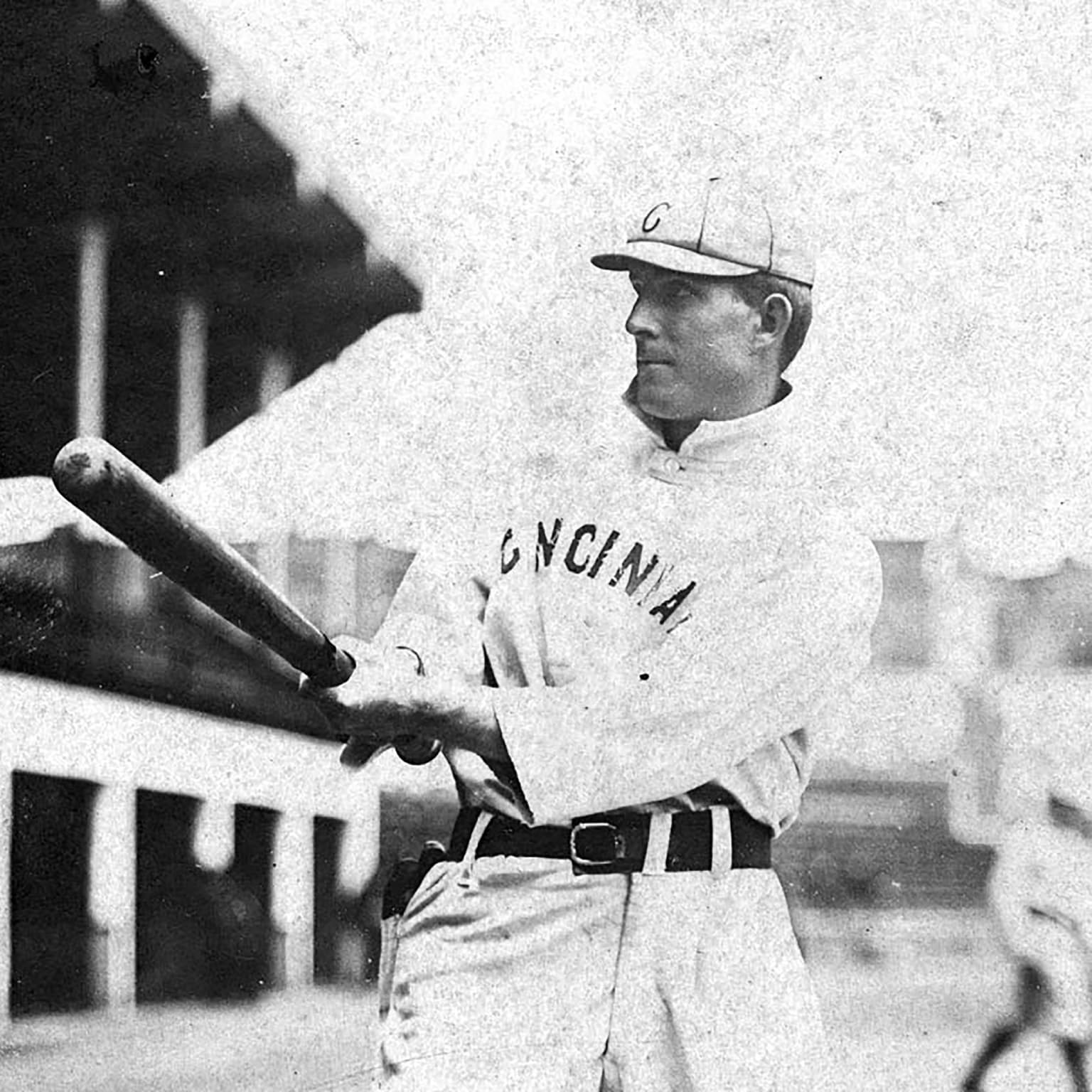 Leading the Way presented by PNC Bank | Cincinnati Reds