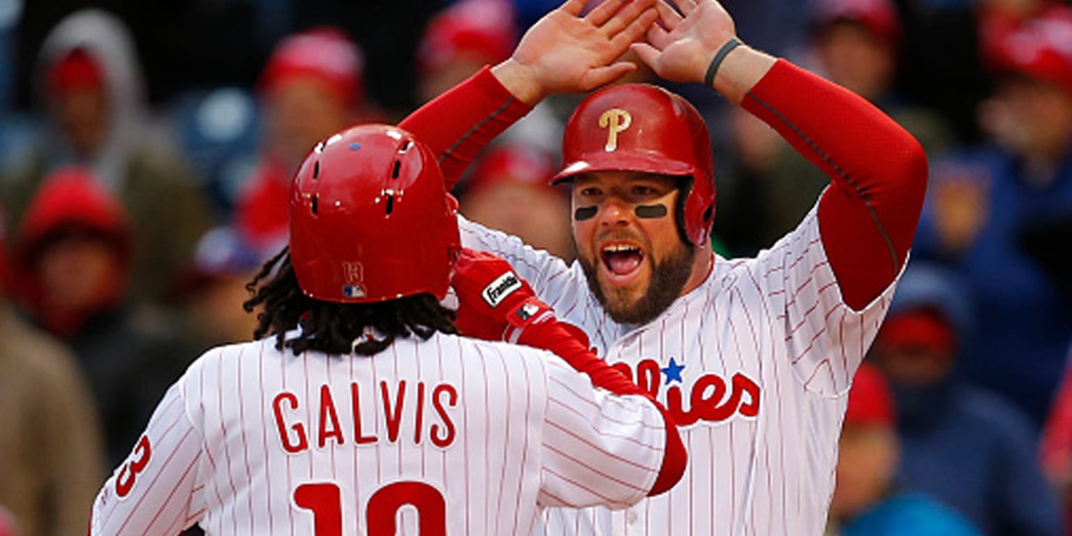 Phillies show plenty of fight in comeback