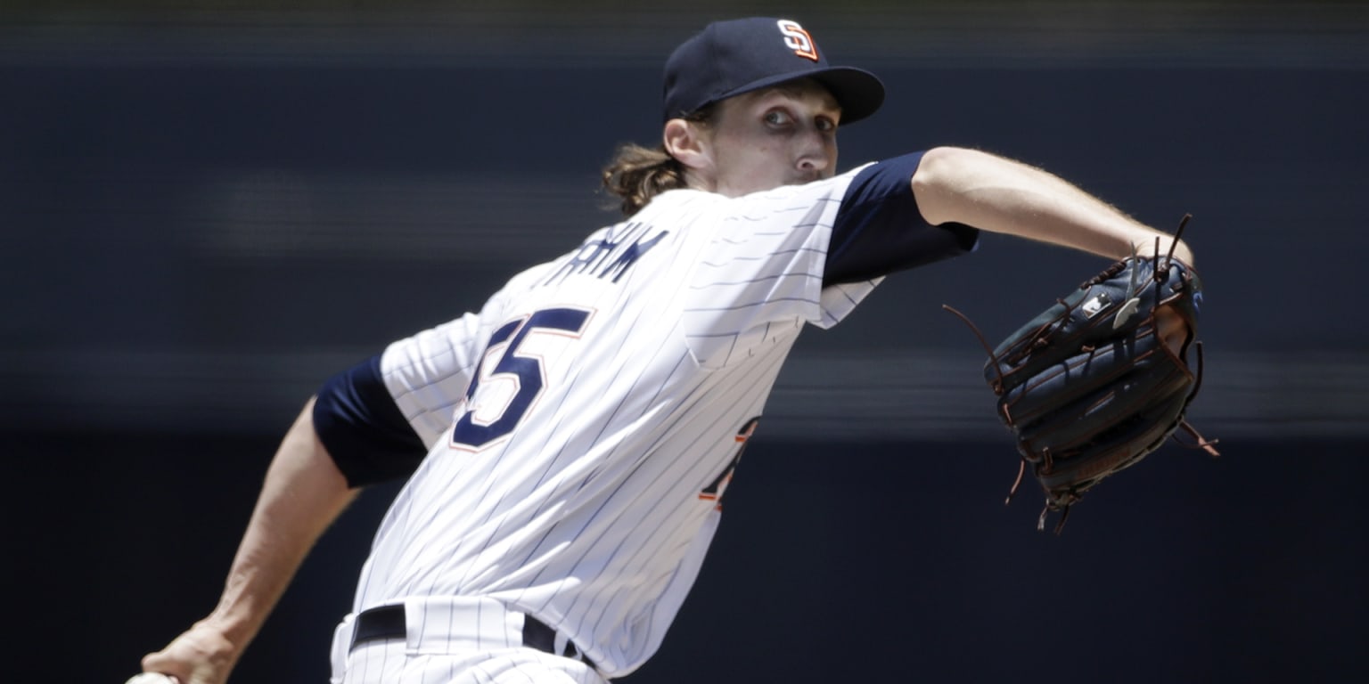 Padres to start reliever against Cards