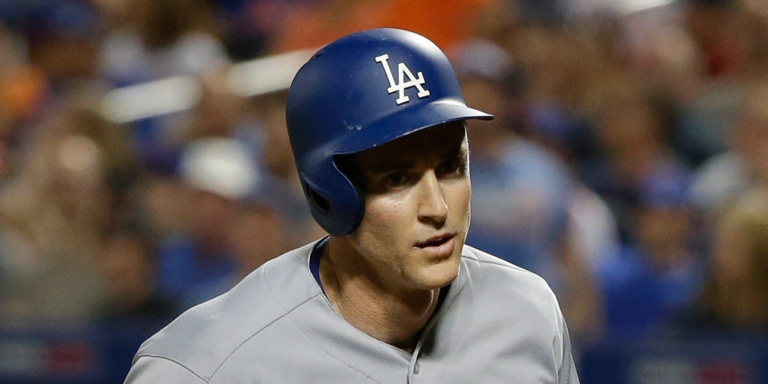 Chase Utley's two homers lead Saturday's GIFs