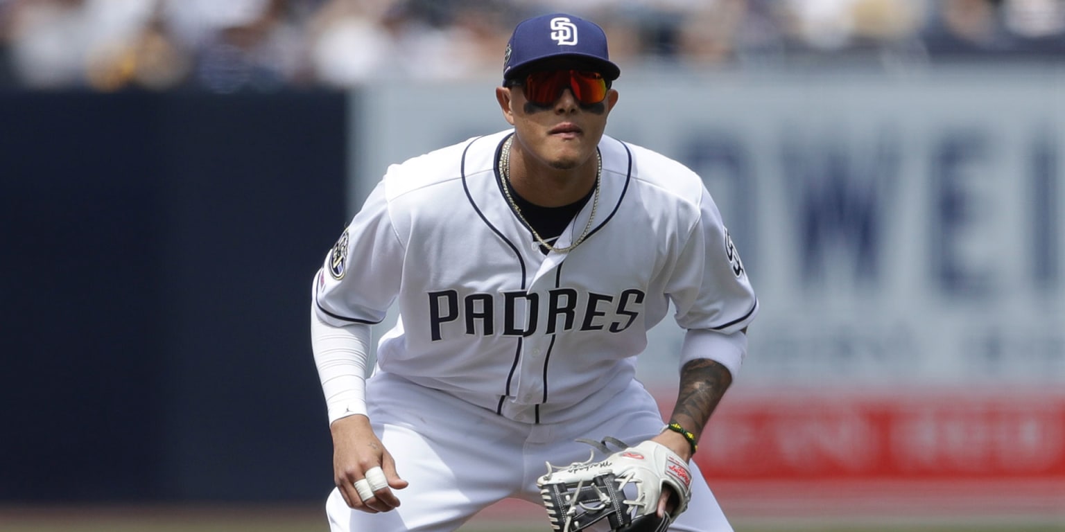 Manny Machado makes Padres debut