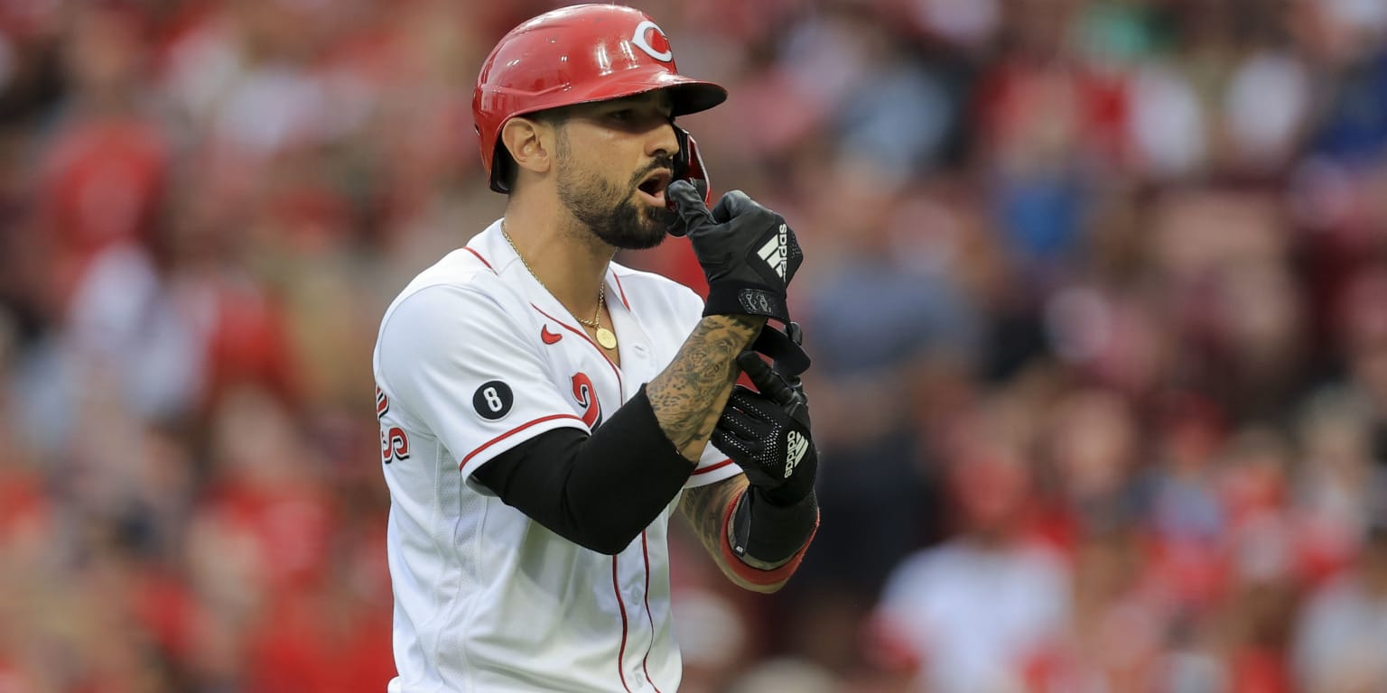 Nick Castellanos exits Reds game in fourth inning