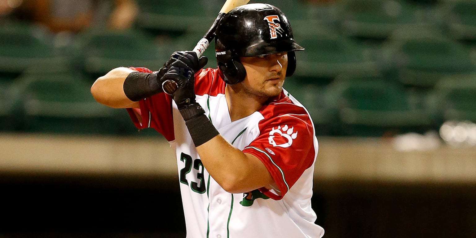 Astros JD Davis hits for cycle