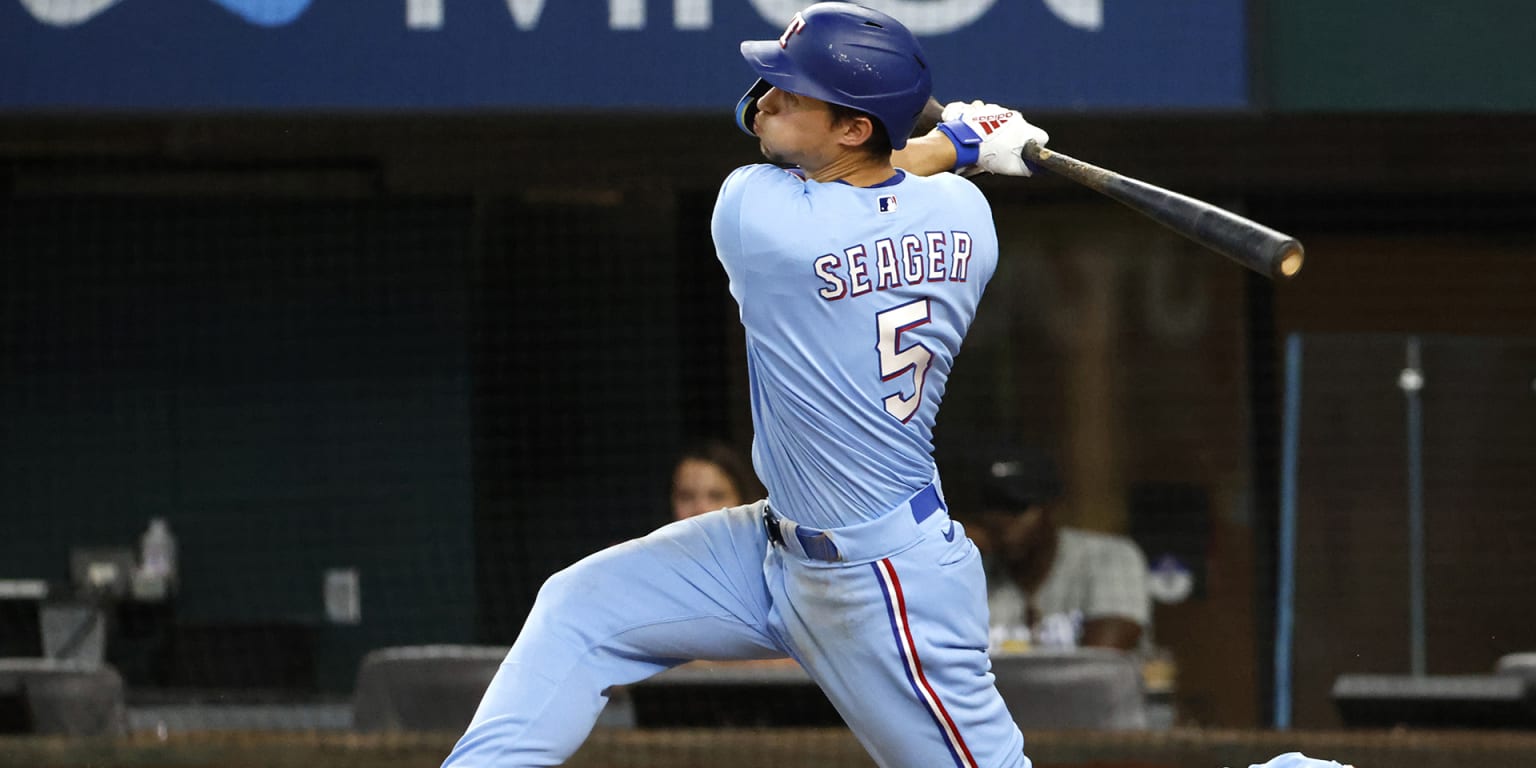 Rangers finish first half with sweep by Mariners