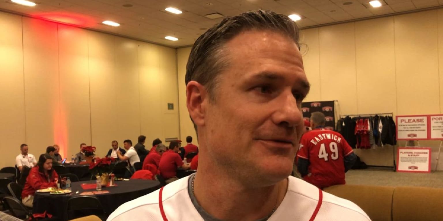 David Bell introduced to Reds fans at Redsfest