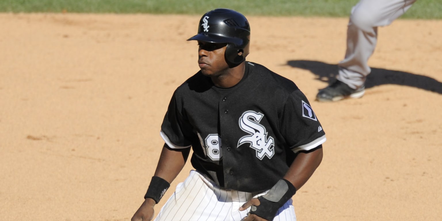 White Sox score 14 in ninth to top Dodgers