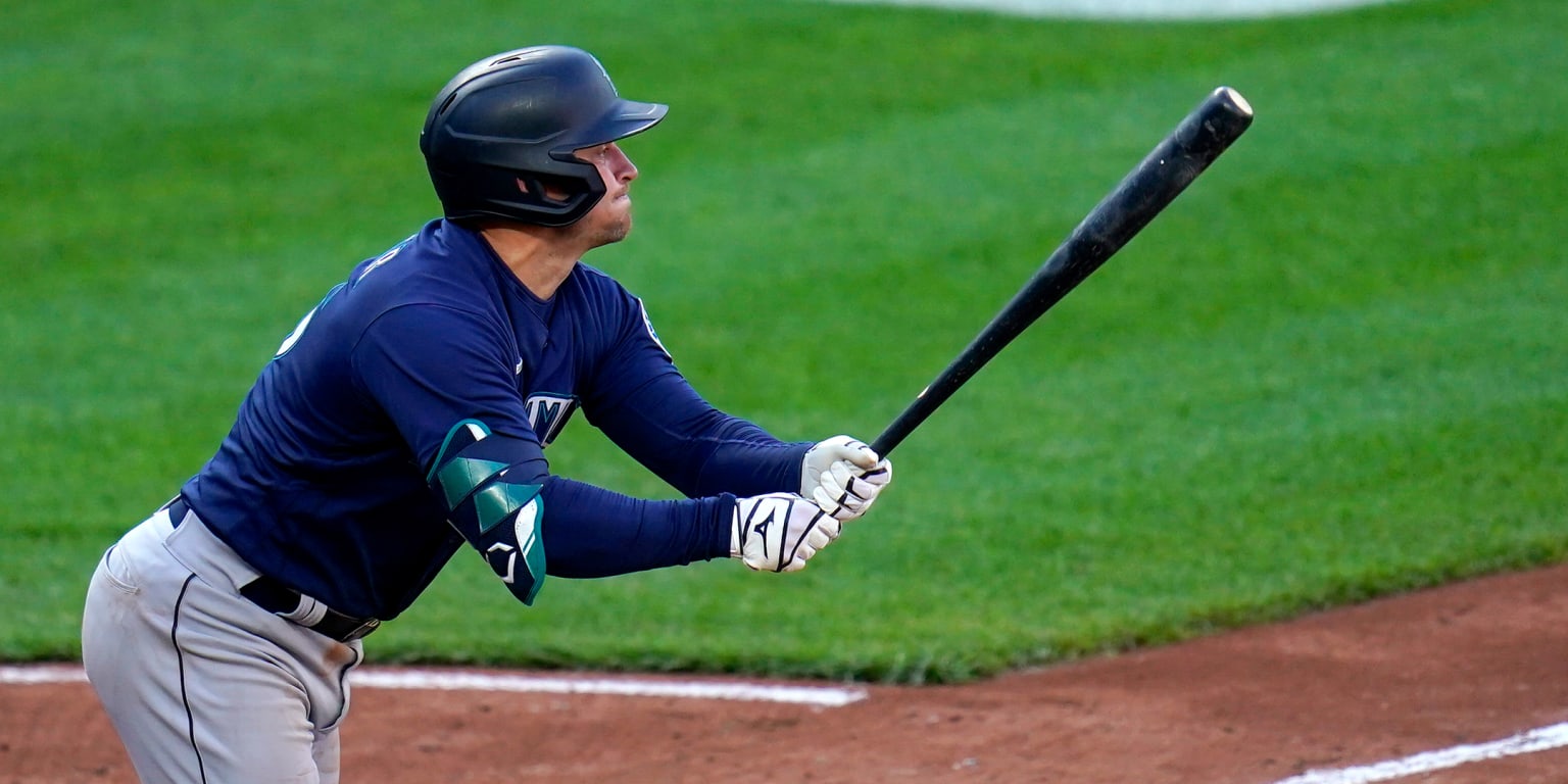 Kyle Seager lifts Mariners to G1 win in extra innings