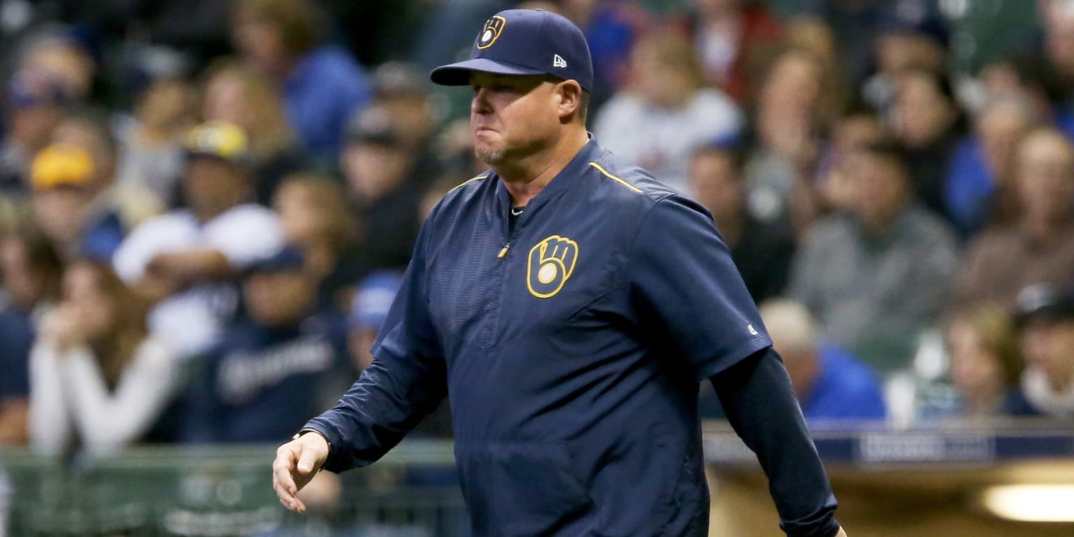 Brewers pitchers praise coach Derek Johnson
