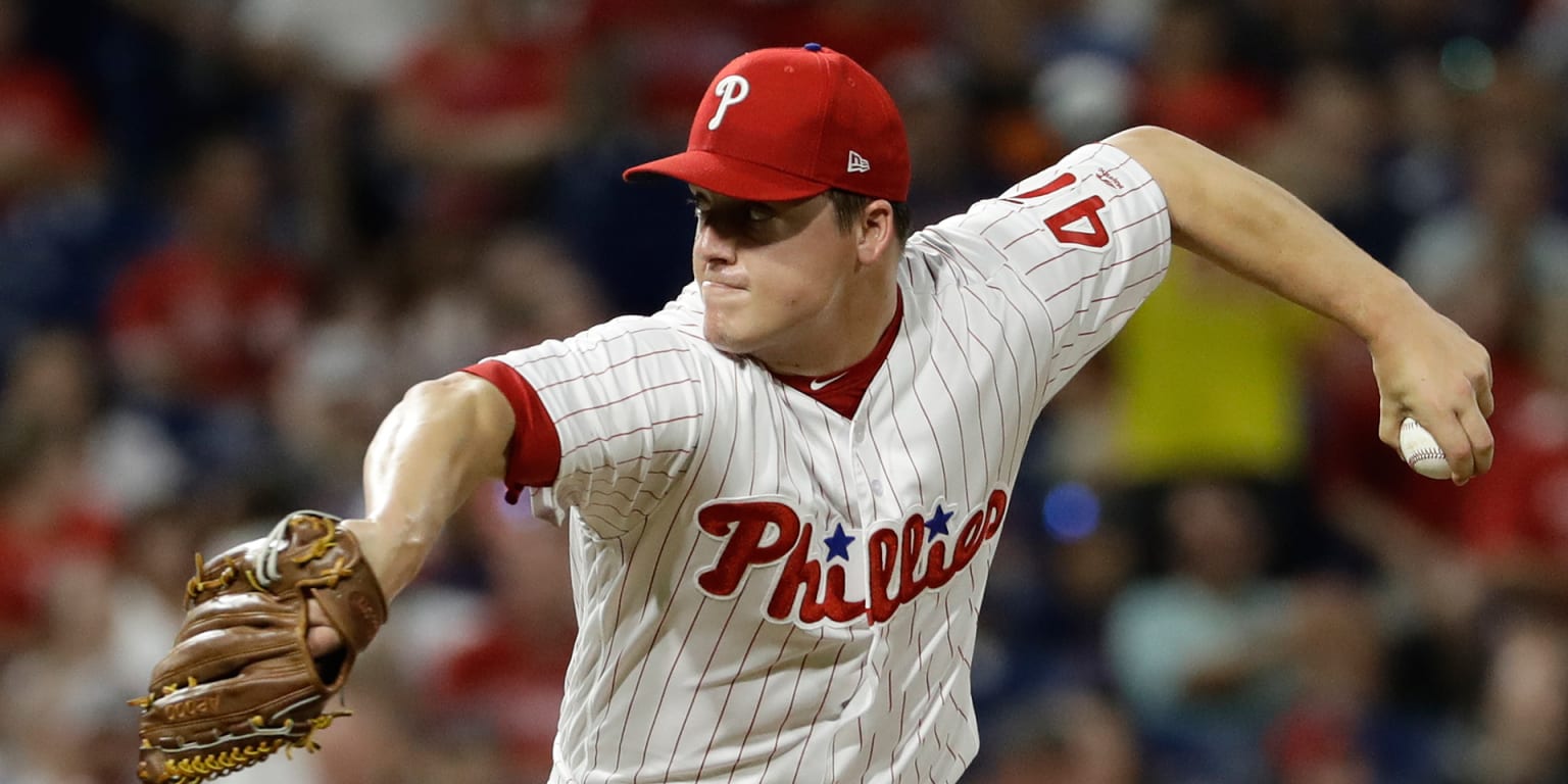 Aaron Loup, Austin Davis put on disabled list