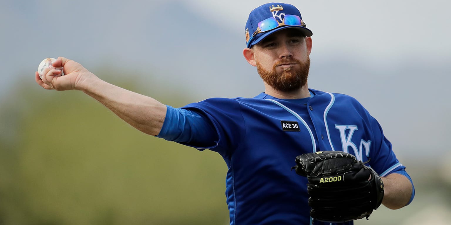 Royals' Ian Kennedy strikes out 5 vs. Angels