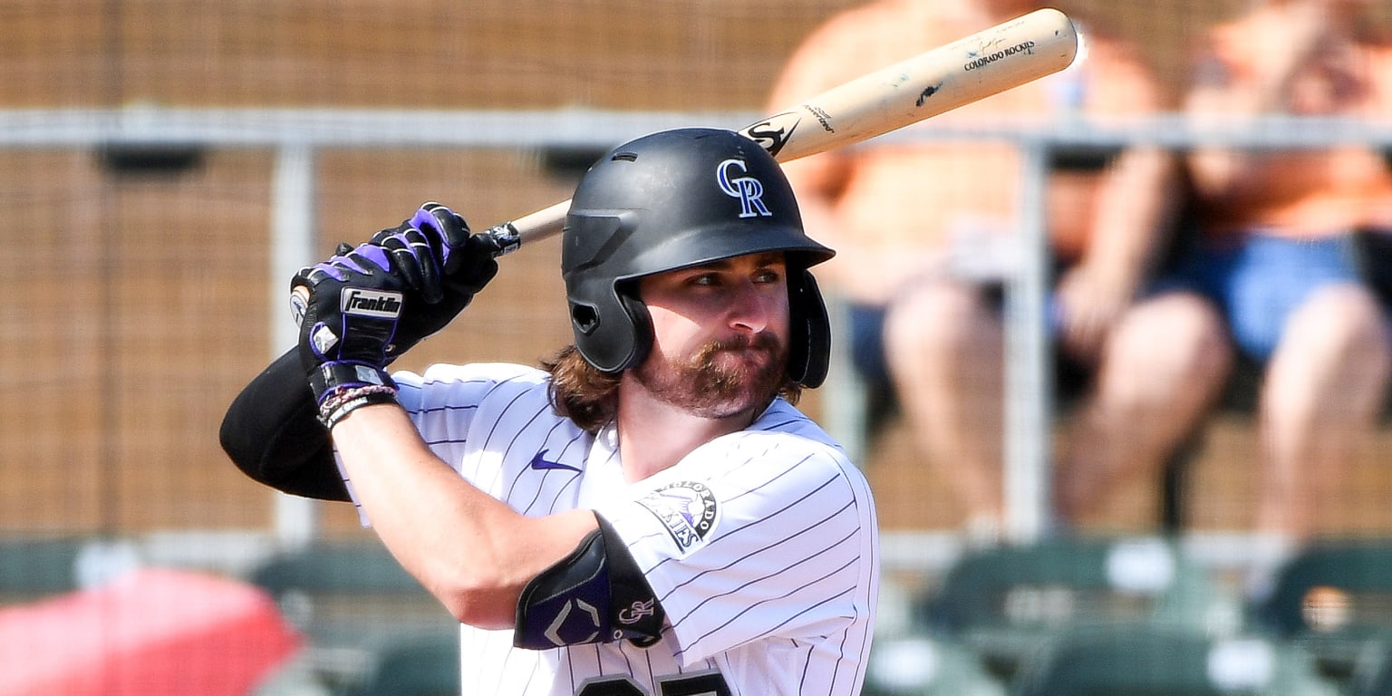 Ryan Vilade delivers four-hit game in Arizona Fall League