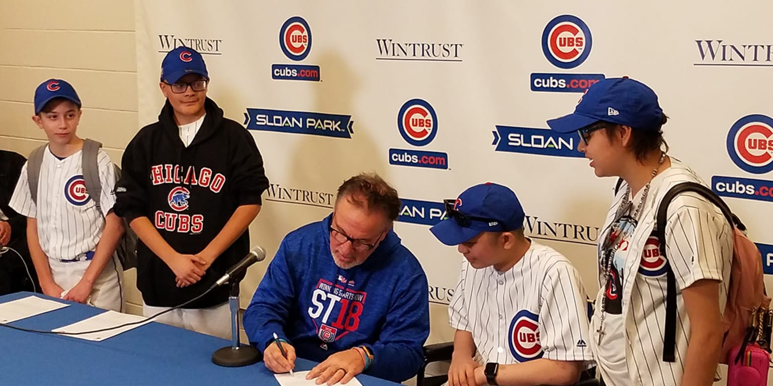 Cubs sign four kids to one-day contracts