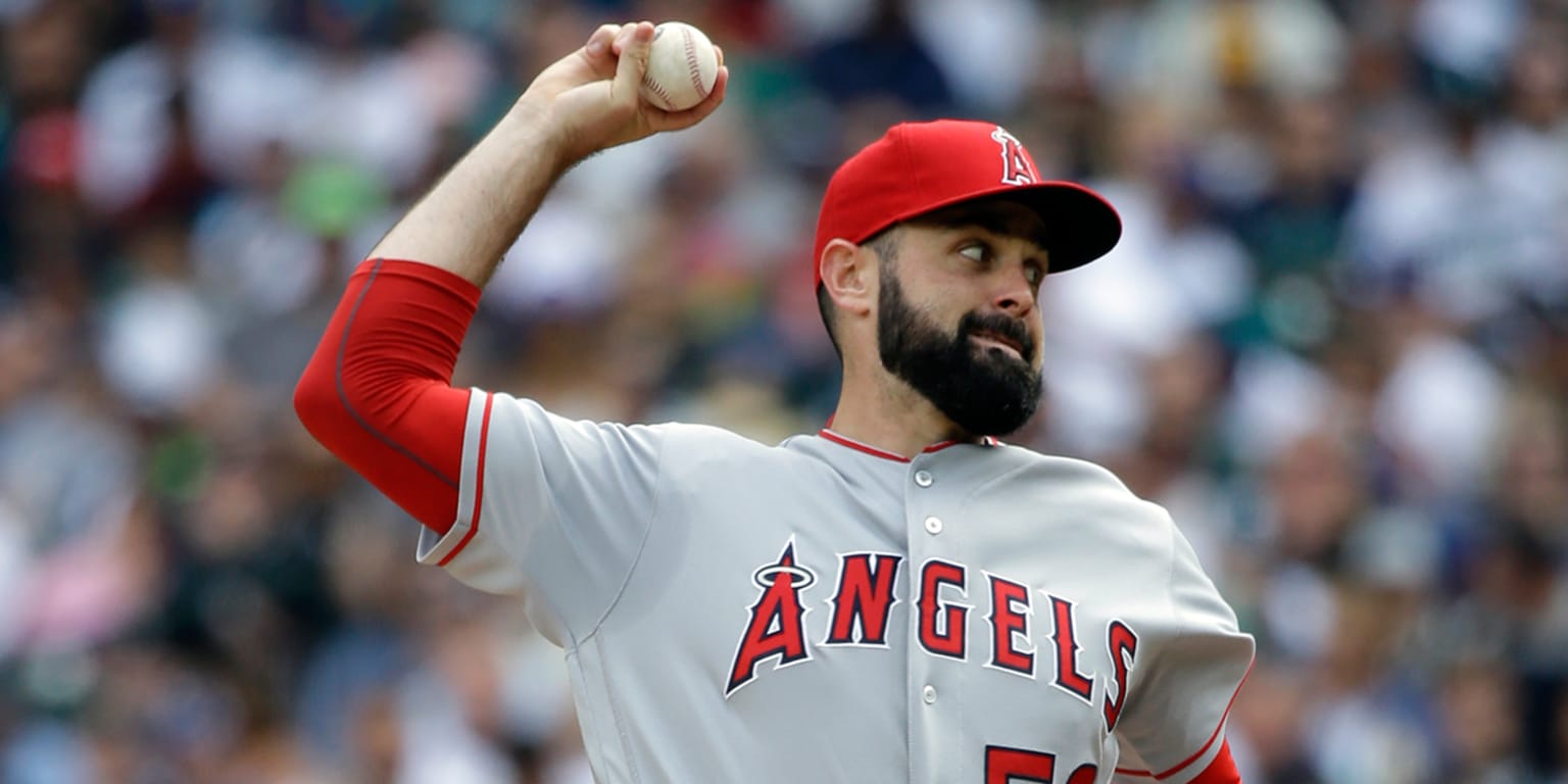 Angels struggle to support Shoemaker in loss