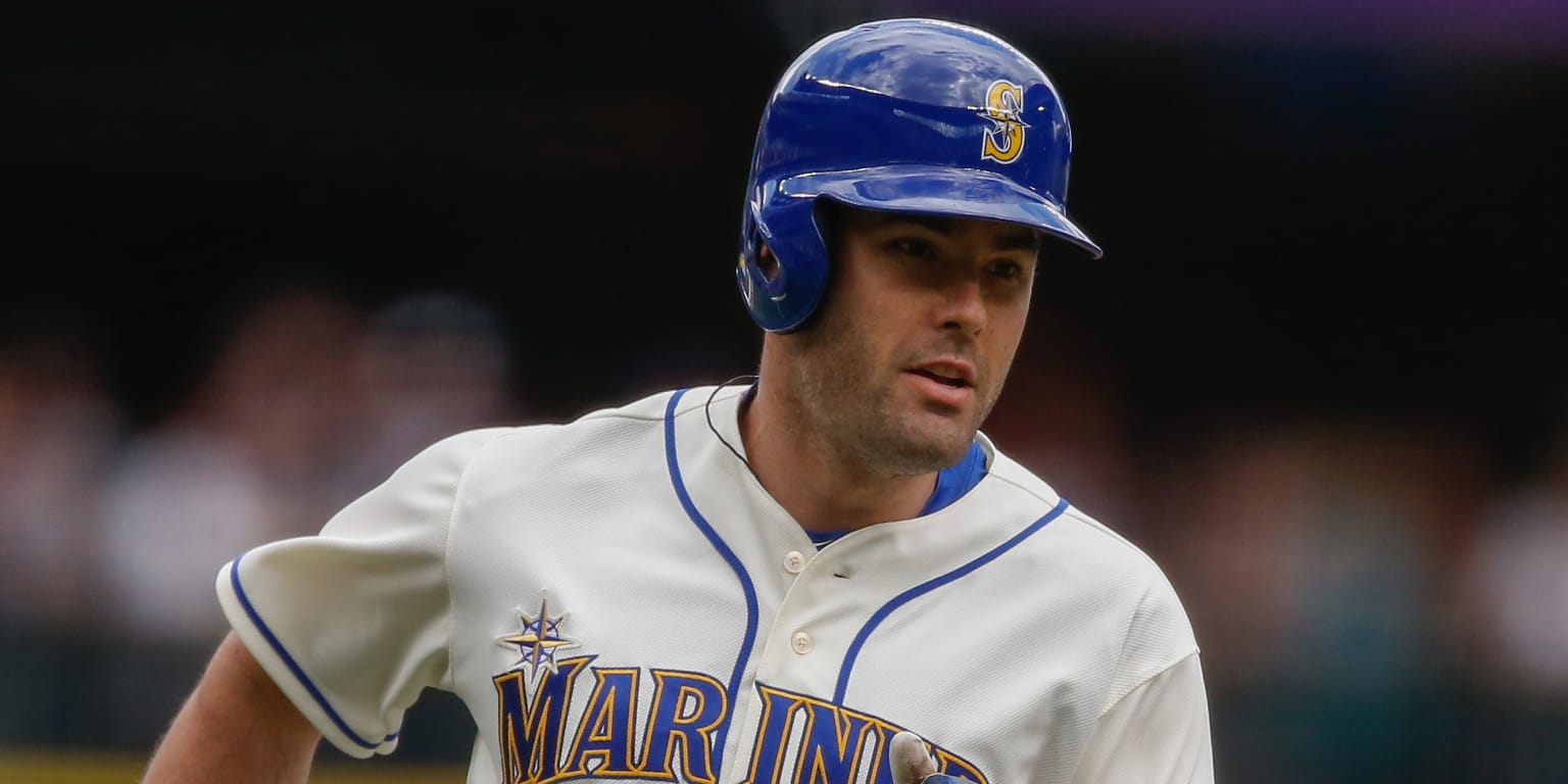 Mariners Seth Smith has right foot contusion