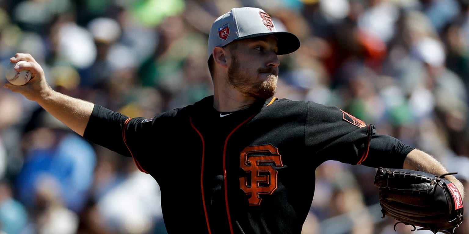 Chris Stratton zeroing in on spot with Giants