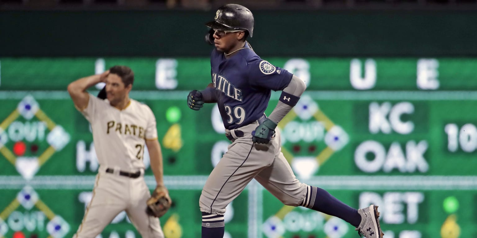 Shed Long producing as September callup