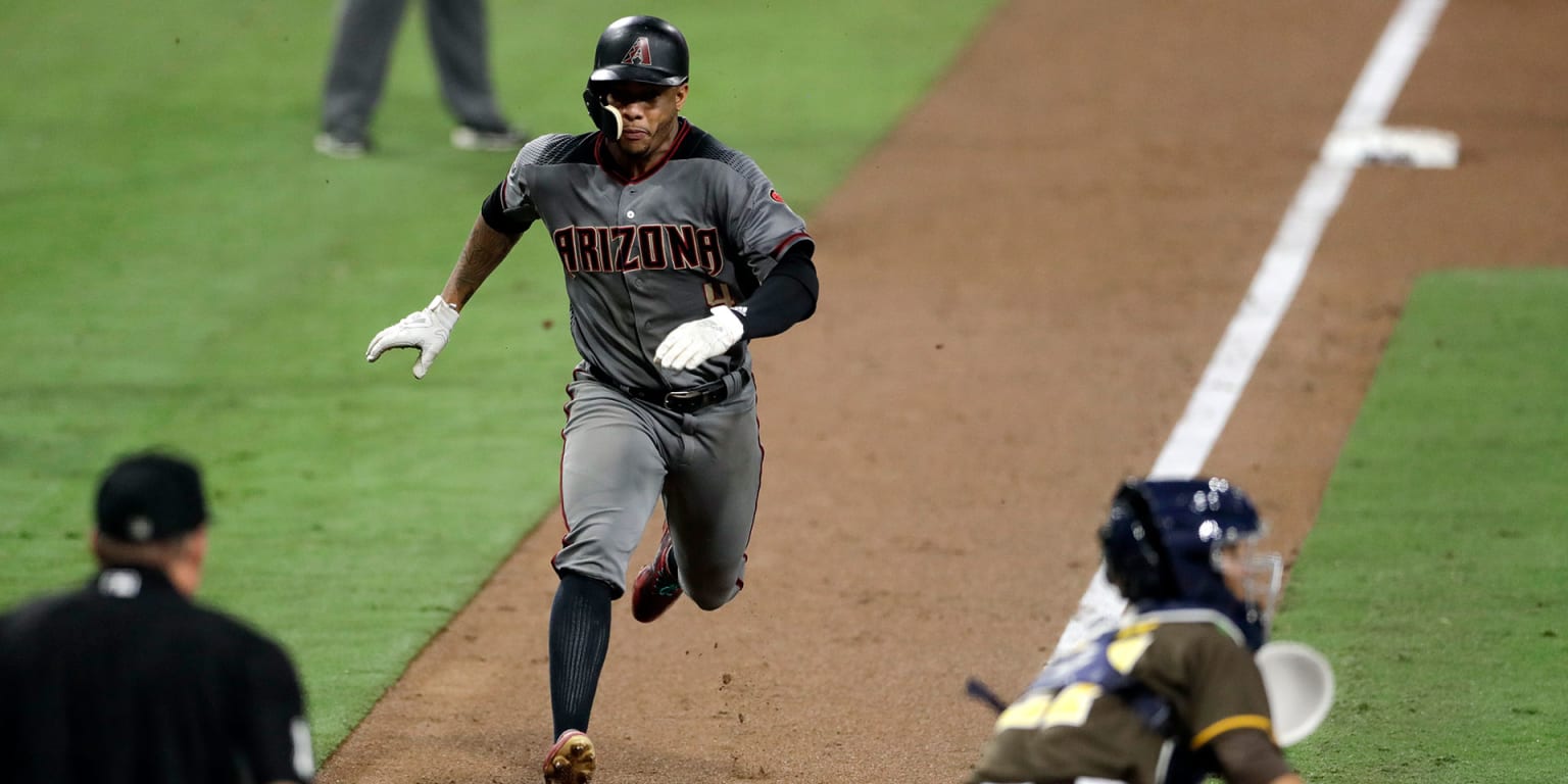 D-backs fall in 15 innings to Padres