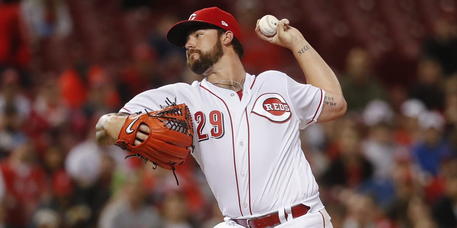 Reds' Brandon Finnegan is efficient in win