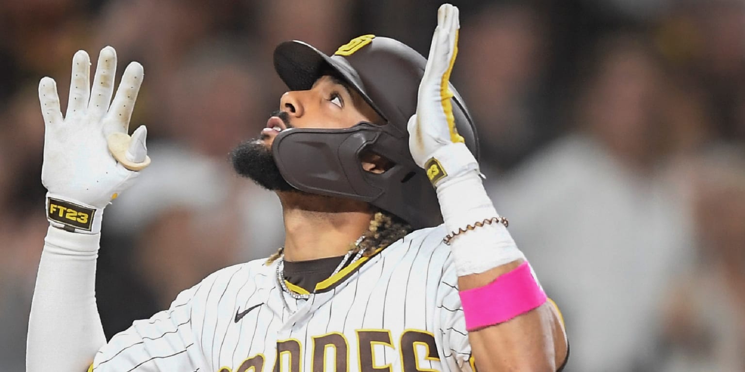 Tatis llega a 40 HR, pero Padres caen