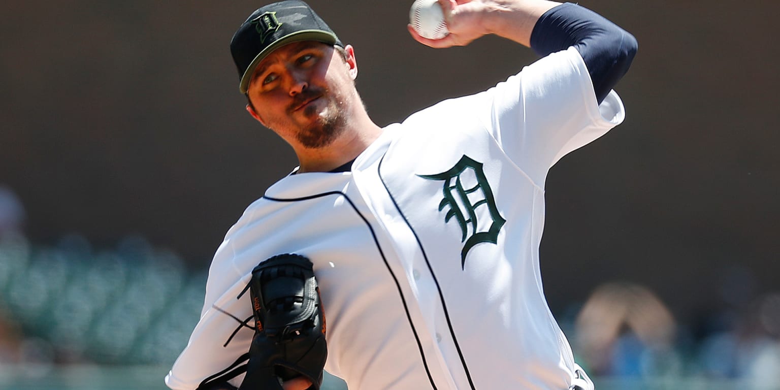 Blaine Hardy throws 7 innings in victory