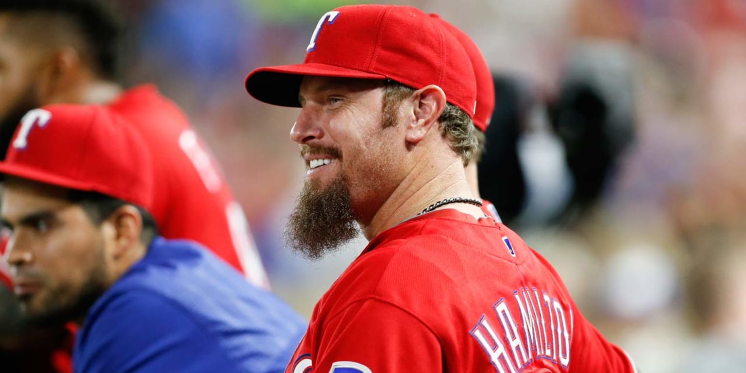 Rangers release outfielder Josh Hamilton