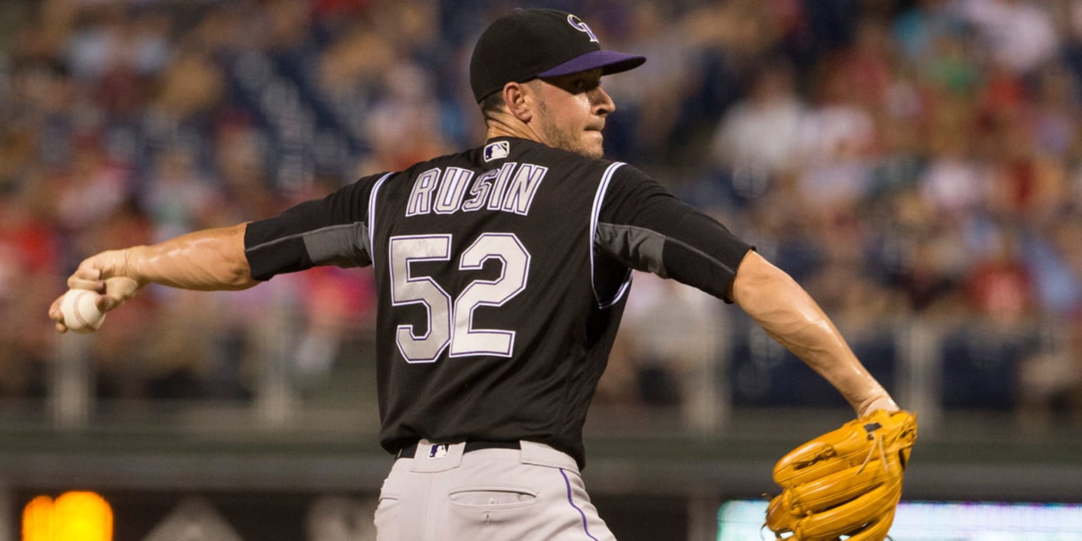 Lefty Chris Rusin fills in well for Rockies