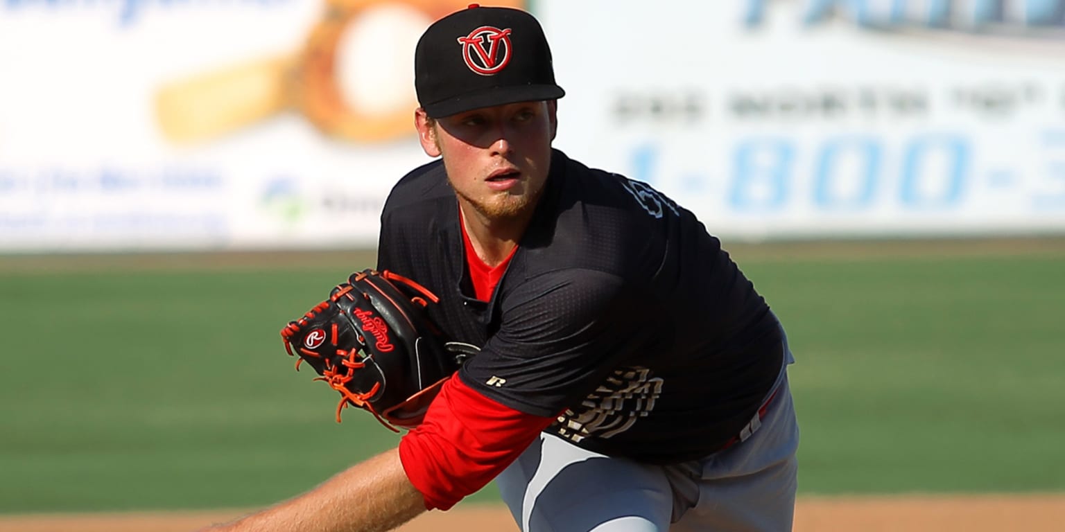 Reds prospect Cody Reed exits with back injury