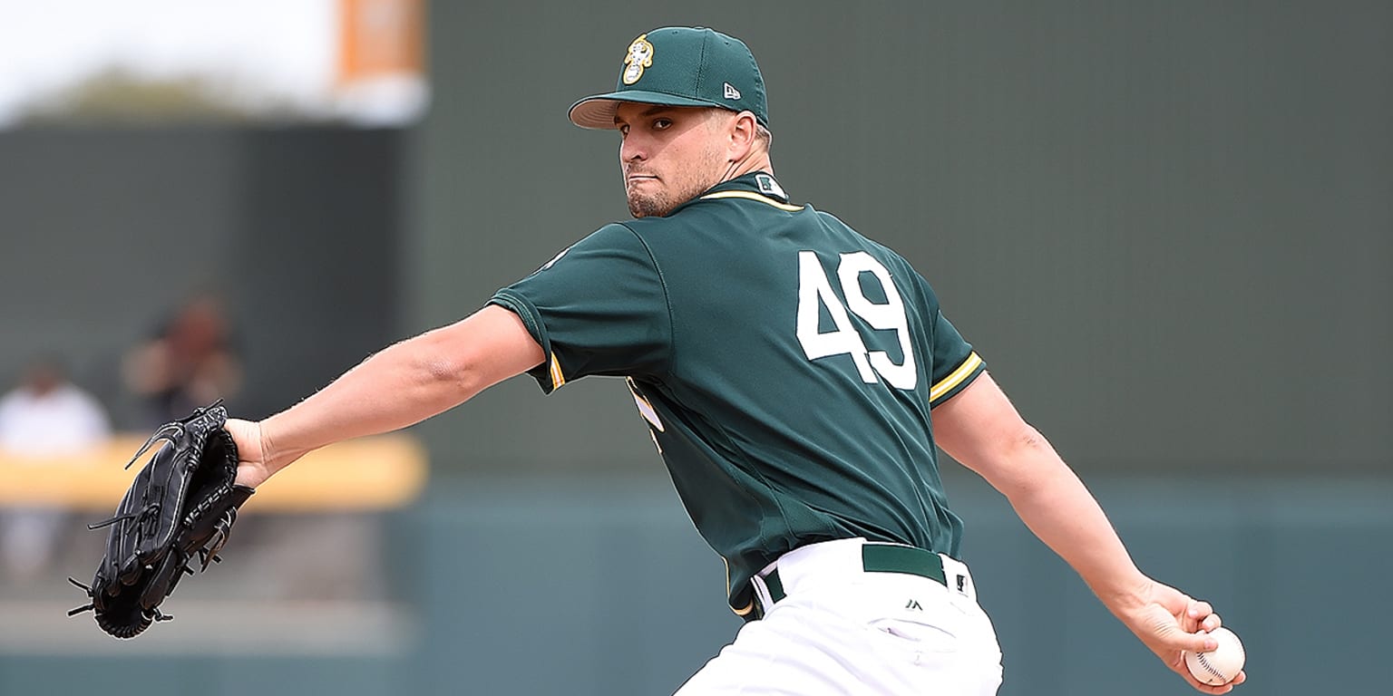 Kendall Graveman efficient in A's win